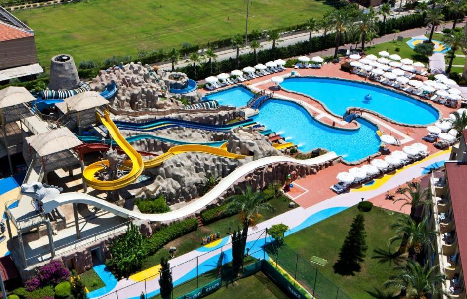 HOTEL Selectum Family Side | איסתא